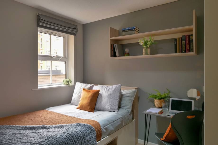 Emily Davies, Southampton Student Accommodation | Amber Emily Davies, Southampton Student Accommodation | Amber