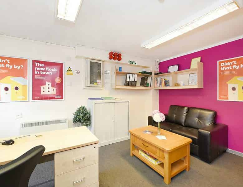 Book Snowdon Hall Wrexham Student Accommodation | Amber