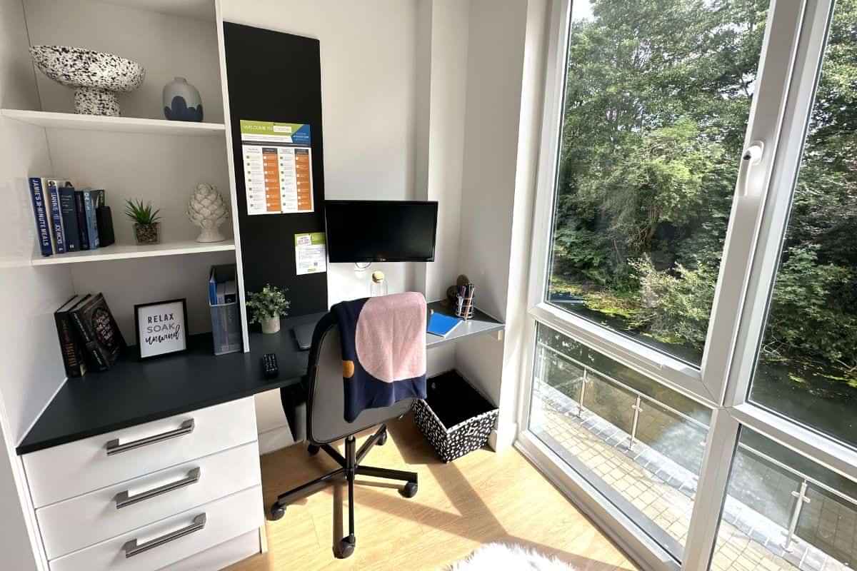 Code Leicester Student Accommodation, UK | Amber