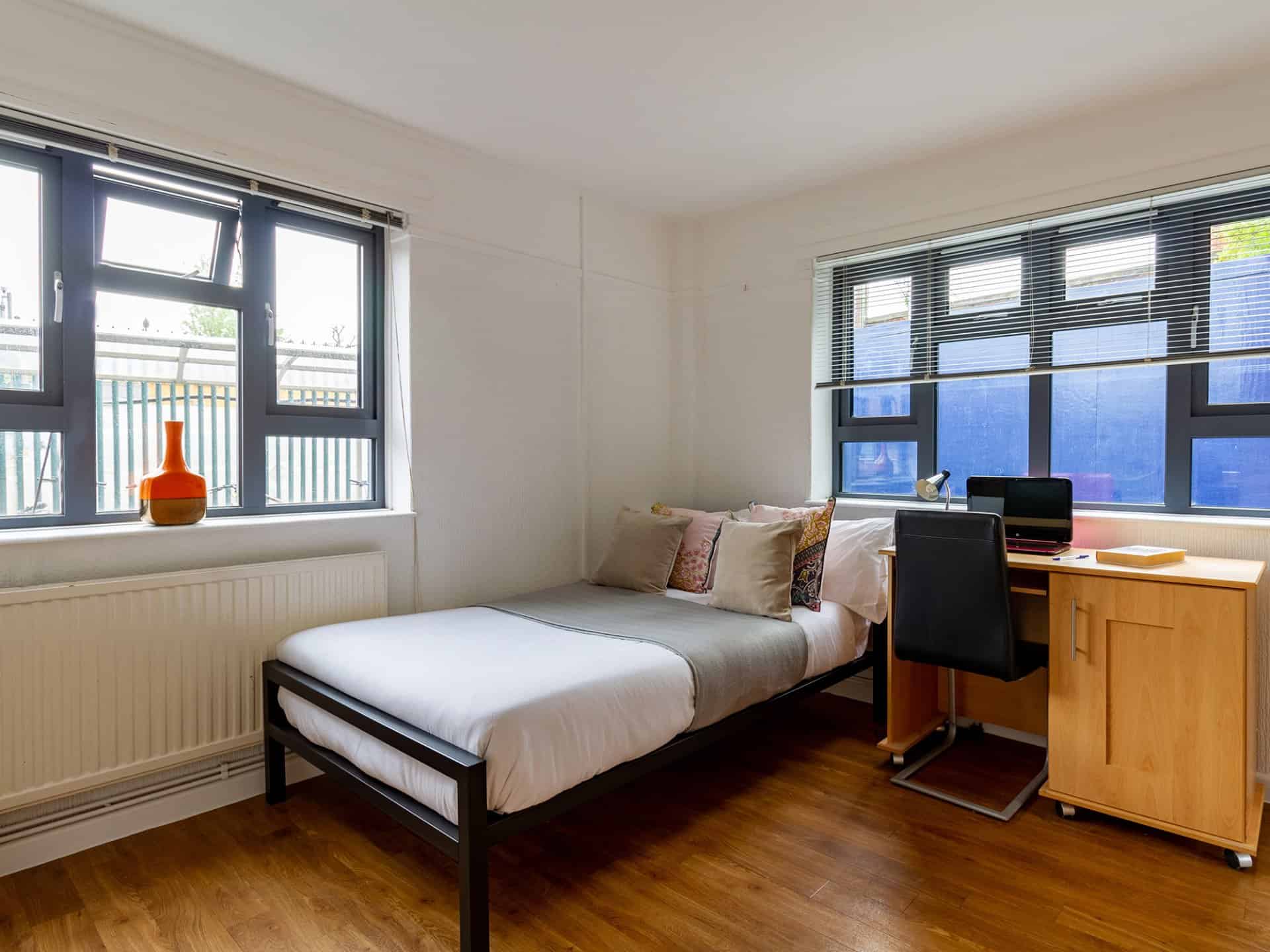Surrey Quays Landale House London Student Accommodation | Amber