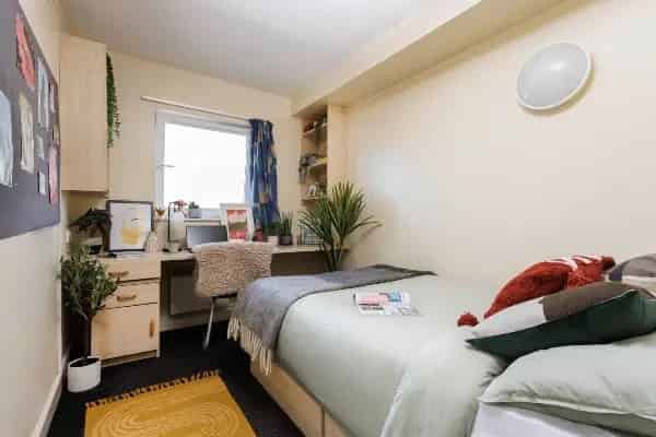 Curzon House, Nottingham Student Accommodation | Amber