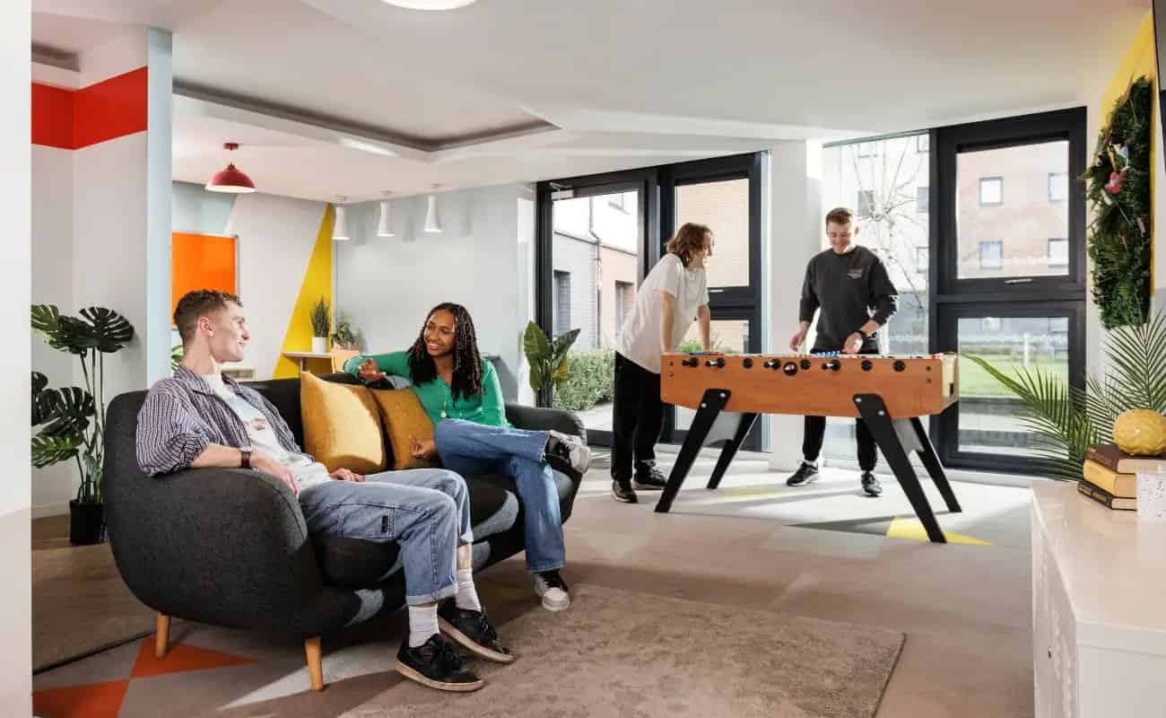 Book Riverside Point Nottingham Student Accommodation | Amber