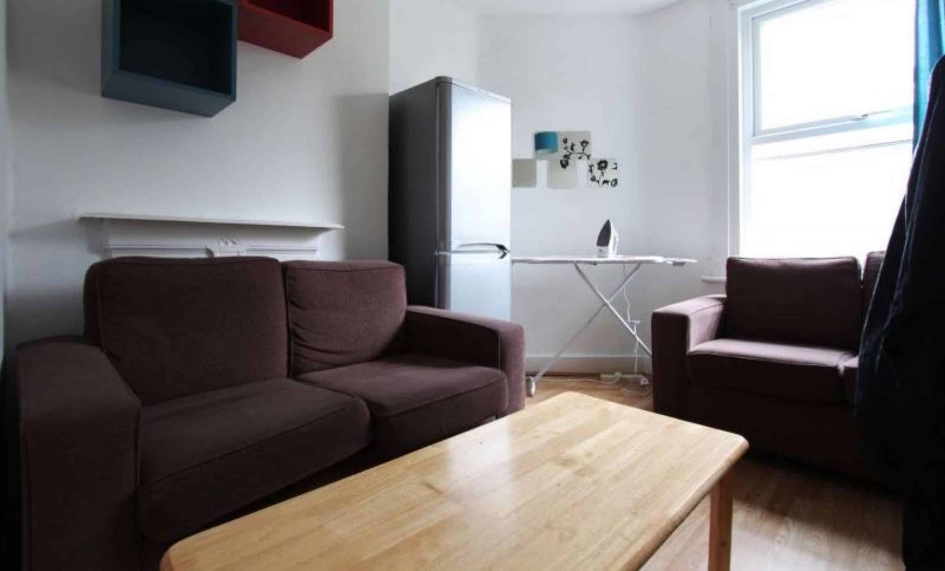 6 bedroom apartment, Abbotsford Avenue | Amber
