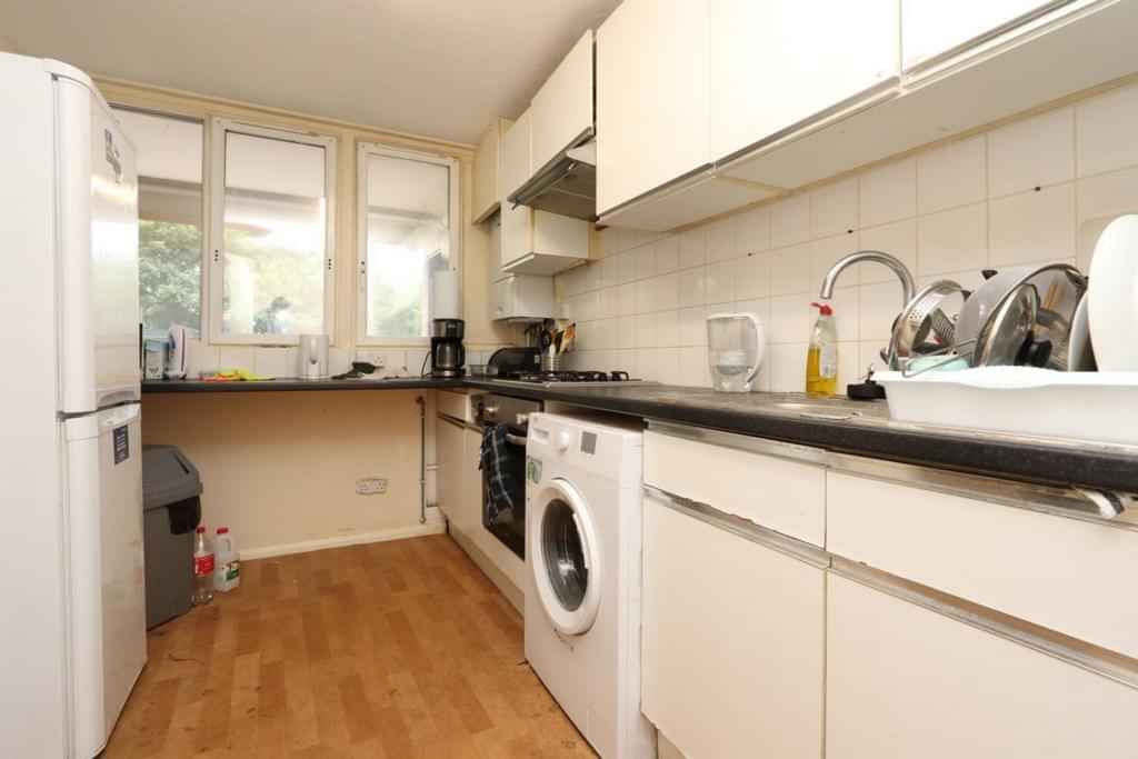 4 bedroom apartment, Fulmer House, 11 Mallory Street | Amber