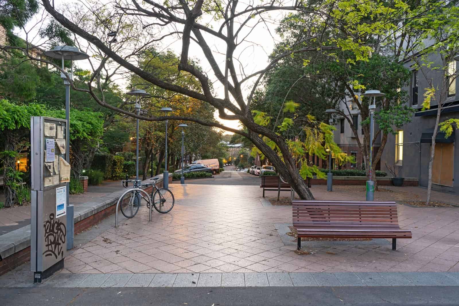 Room in a 6 Bedroom Apartment, 373 Bulwara, Ultimo, Sydney | My Student ...
