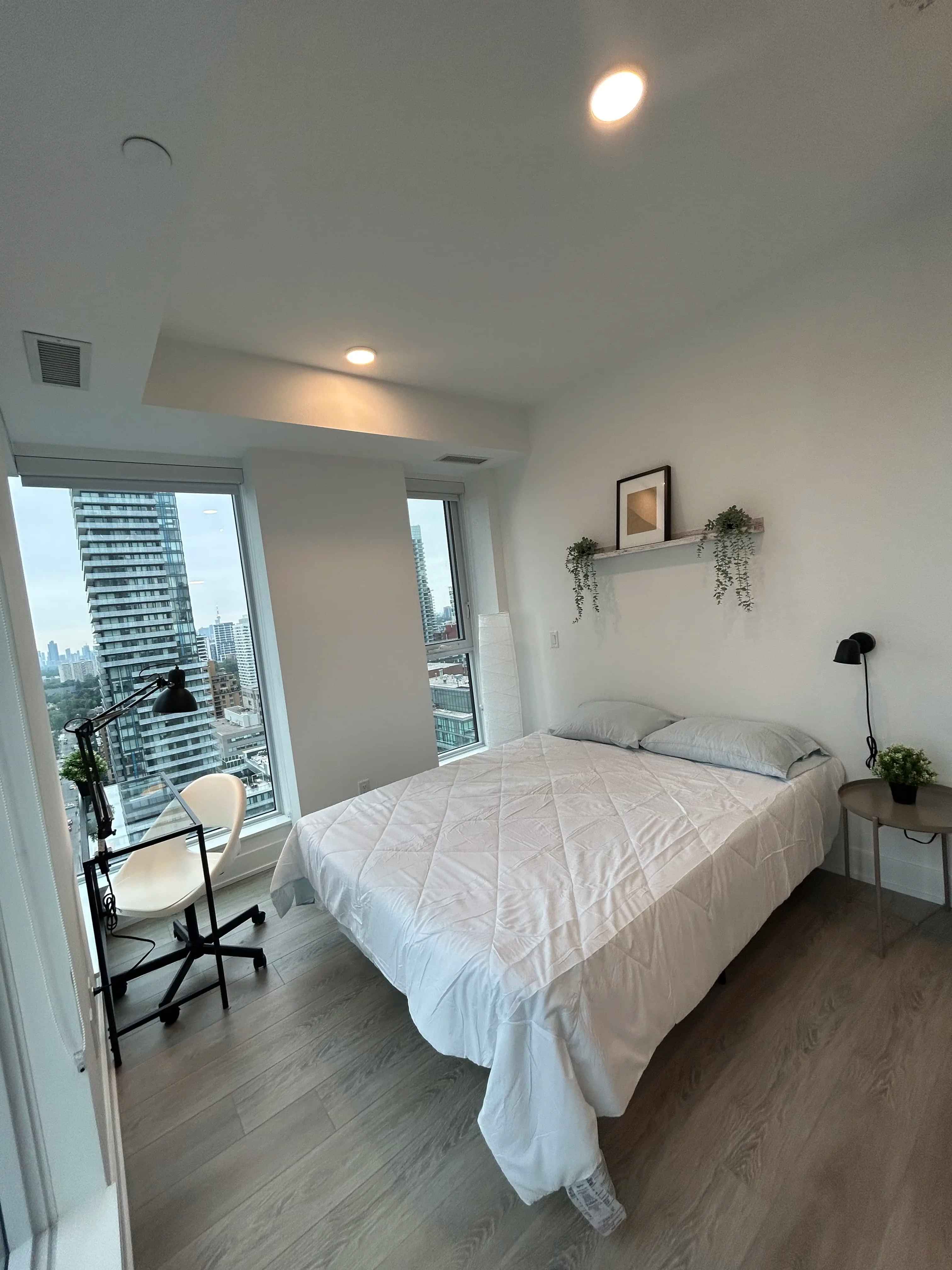 Book 200 Redpath Ave, Toronto Student Housing | Amber